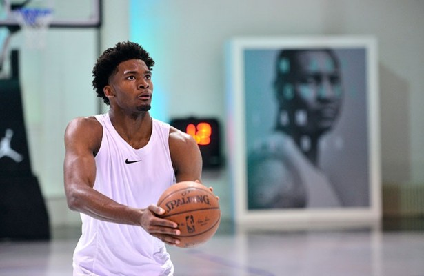 Justice Winslow Shines in Pro Debut at 2015 NBA Summer League